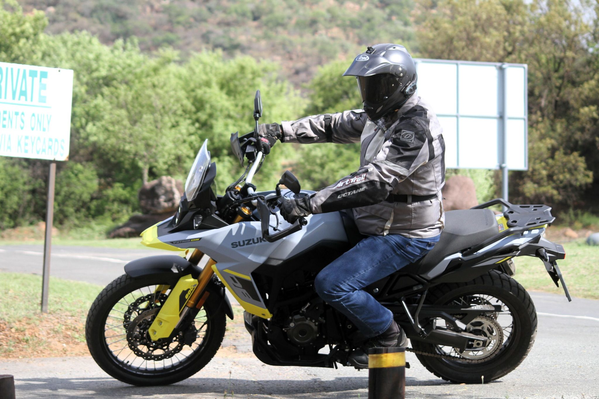 Suzuki’s DL 800 DE | Best value 800 motorcycle - Suzuki 800 bike