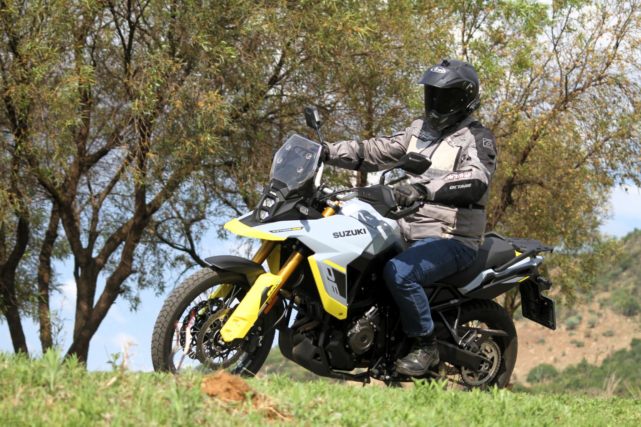 Suzuki’s DL 800 DE | Best value 800 motorcycle - Suzuki 800 bike