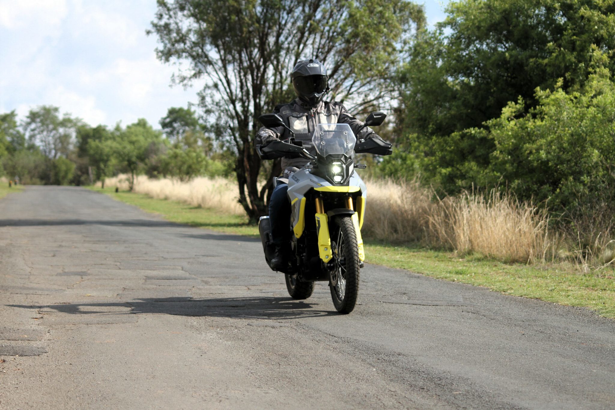 Suzuki’s DL 800 DE | Best value 800 motorcycle - Suzuki 800 bike