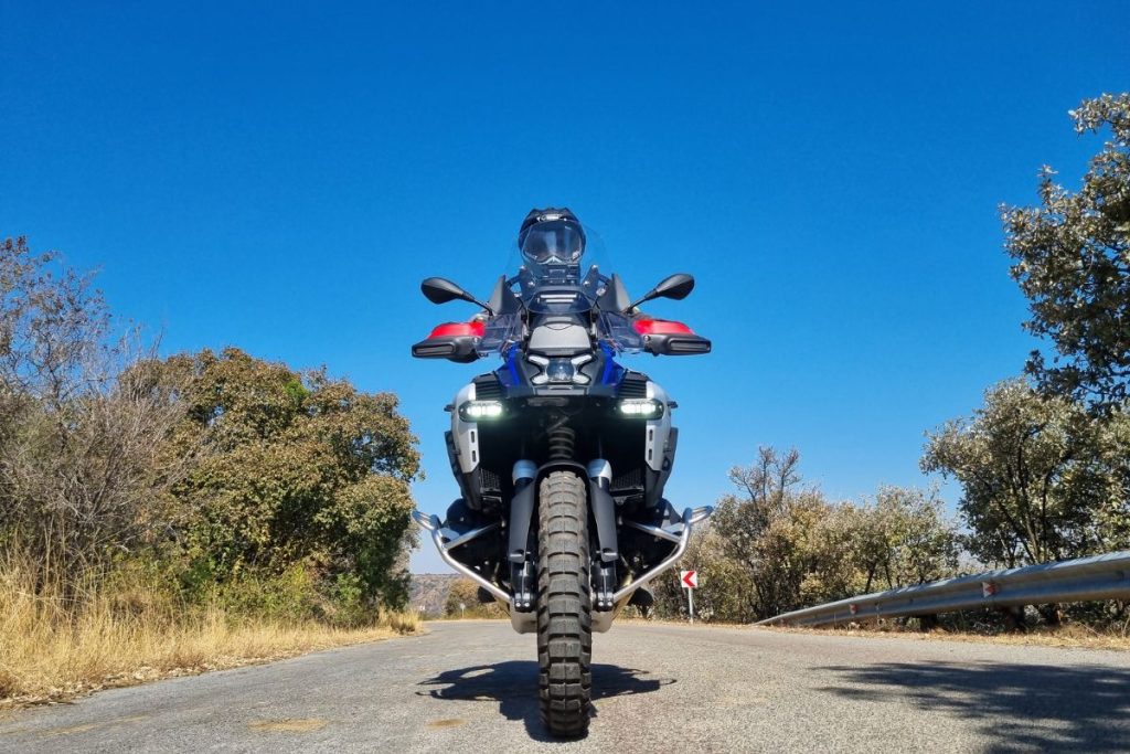 2025 BMW R1300 GS Adventure Bike | BMW Motorcycle review