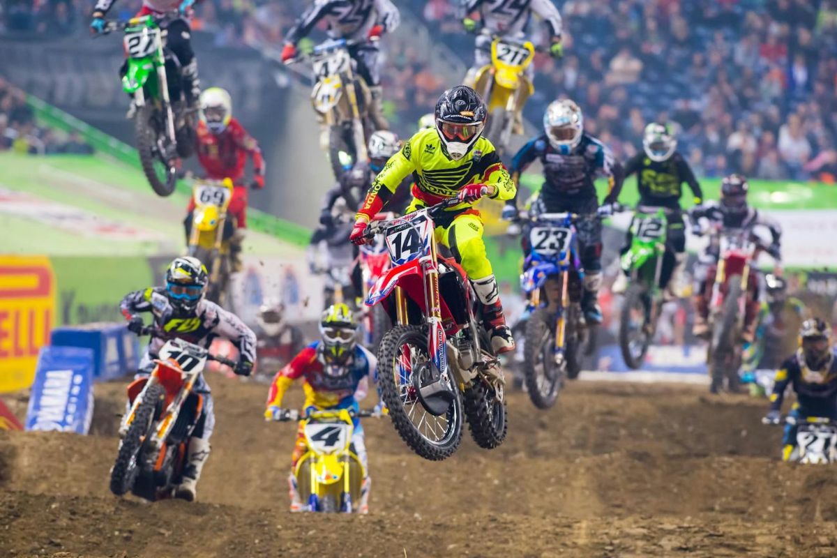 SA Supercross Is Back! - Dirt And Trail Bike Magazine