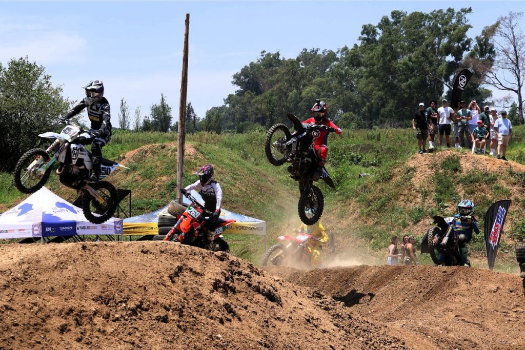 Smith Dominates first SA Supercross racing | Supercross results