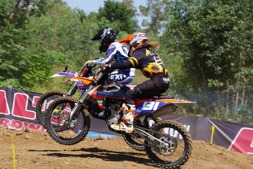 Smith Dominates first SA Supercross racing | Supercross results