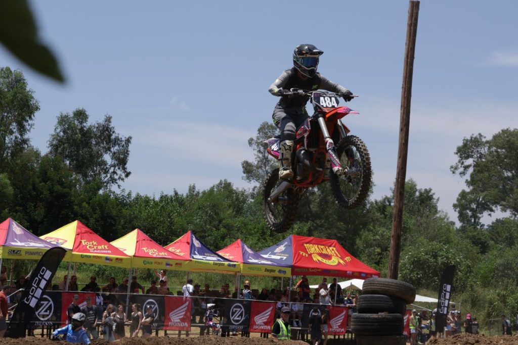 Smith Dominates first SA Supercross racing | Supercross results