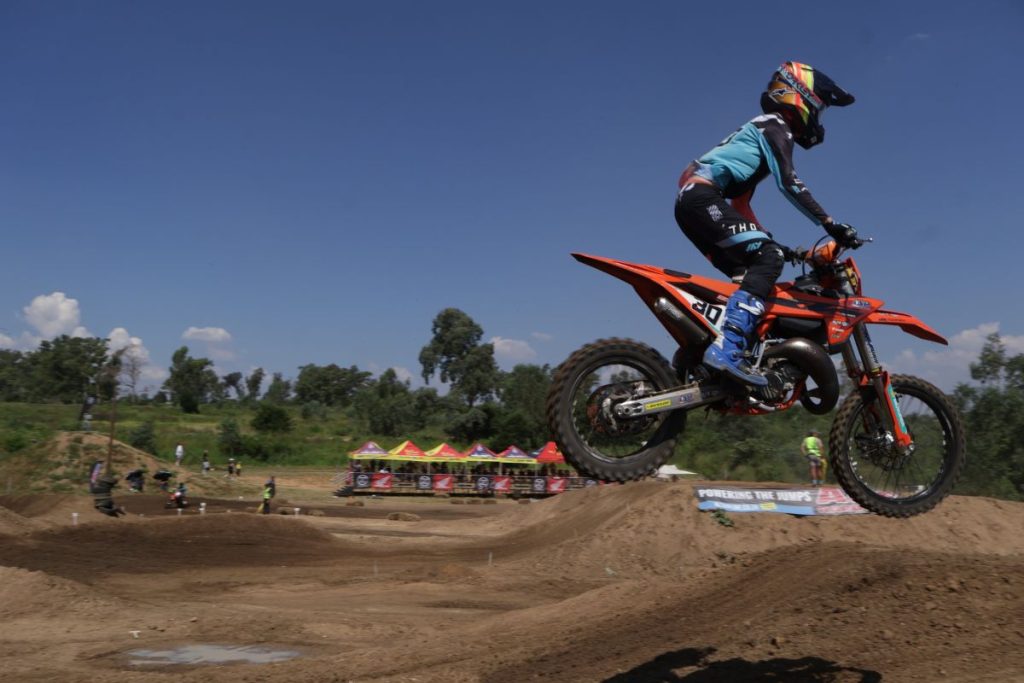 Smith Dominates first SA Supercross racing | Supercross results